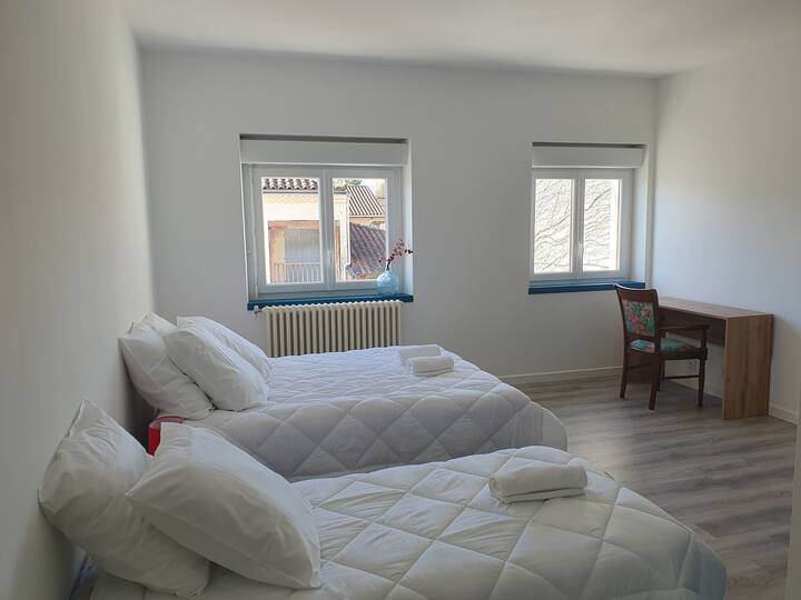 Chambre 3 Personnes Avec Douche - Nogaro
