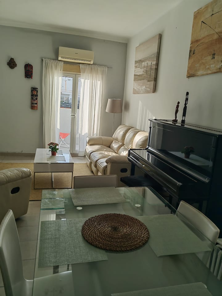 Luminoso, Céntrico En Estación Joaquín Sorolla - El Saler