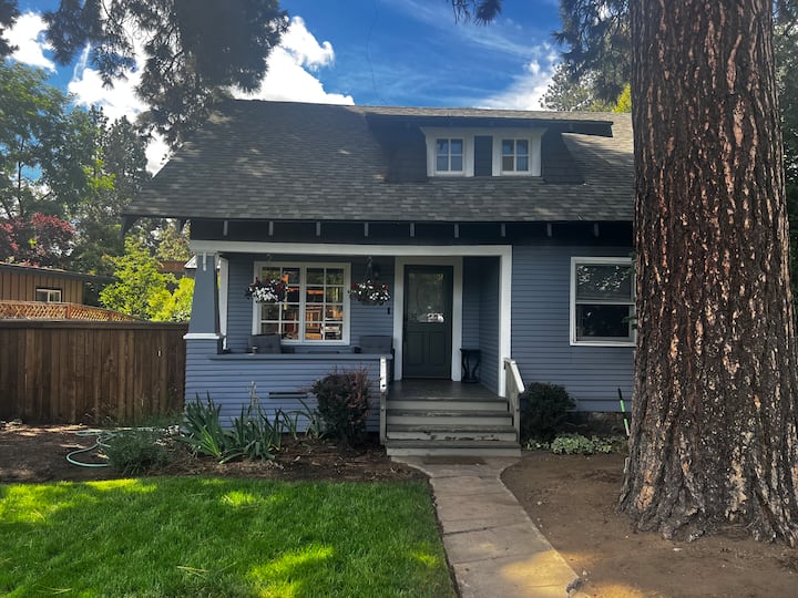 Downtown Cottage - Bend, OR