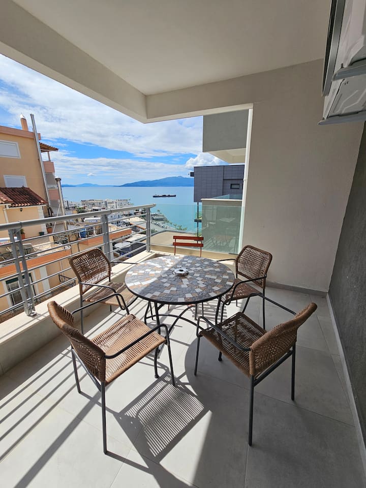 Seaview Apartment Im Herzen Von Saranda - 薩蘭達