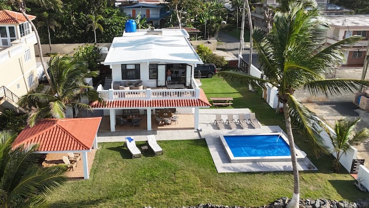 Casa Blanca Beachhouse - Aguadilla