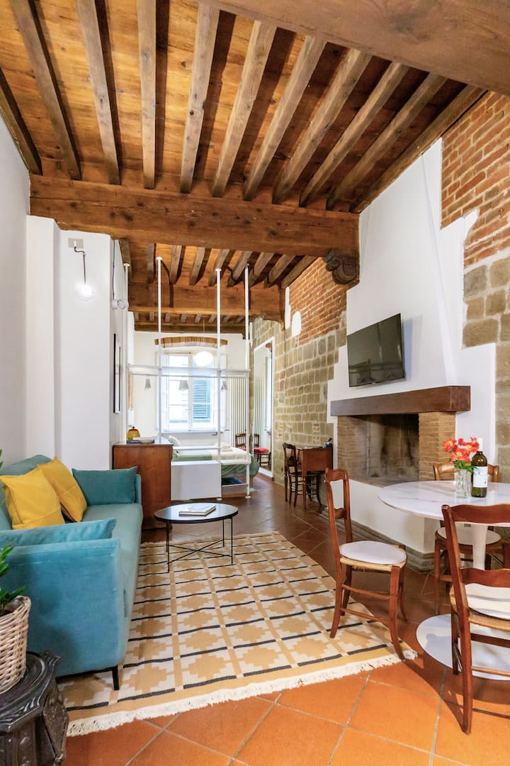 Studio Santa Croce: Central And Comfortable! - Lucques