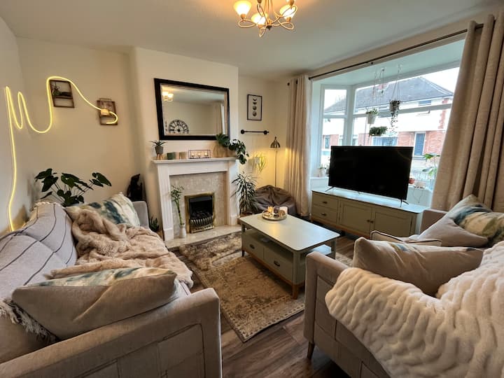 Room In Manchester Perfectly Located To Explore - Altrincham