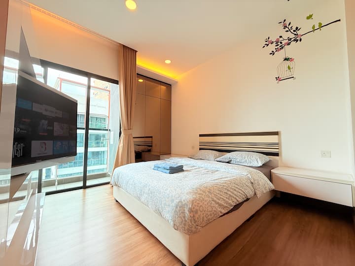 Simfoni C14 Studio Wifi, Rotate Tv, Free Parking - Kajang