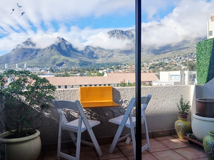 On Kamp Str. Secure Parking. Table Mountain Views. - Kapstadt