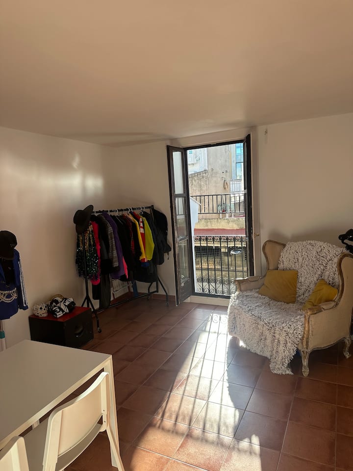 Habitación En Pleno Centro. - Barcelona
