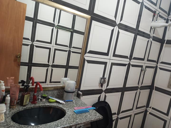 Casa Família Tranquila, Grande. - Araxá