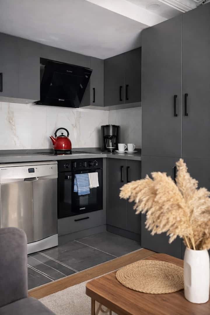 Alsancak Ta Mini Tatlı Ev( 2+1 Odalı) - Konak