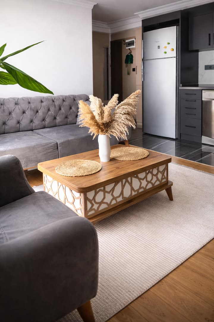 Alsancak Ta Mini Tatlı Ev( 2+1 Odalı) - Izmir