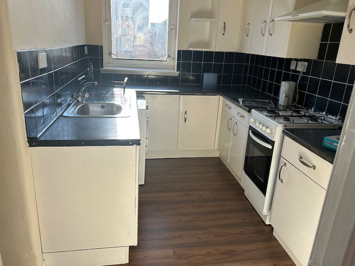 Beautiful Double Bed - South Queensferry