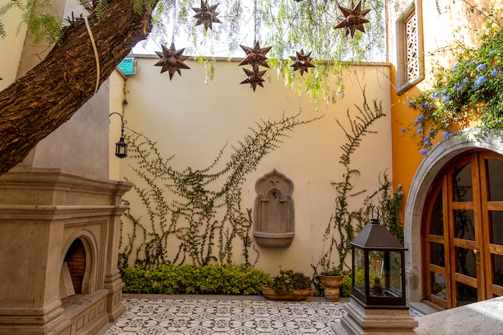 Stunning View Classic Colonial - San Miguel de Allende