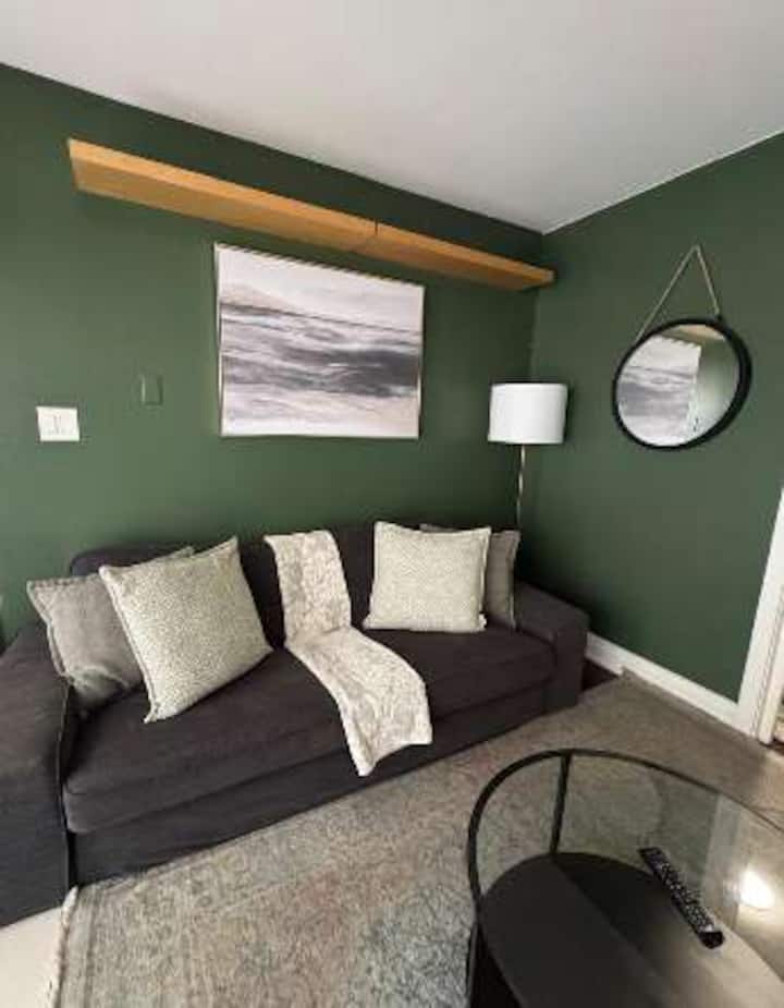 Home For 2 - Port Hope