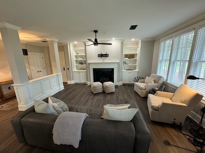 Luxury Lake Oconee Condo - Greensboro, GA