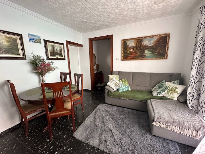 Big Room For Rent In Alicante - Alicante