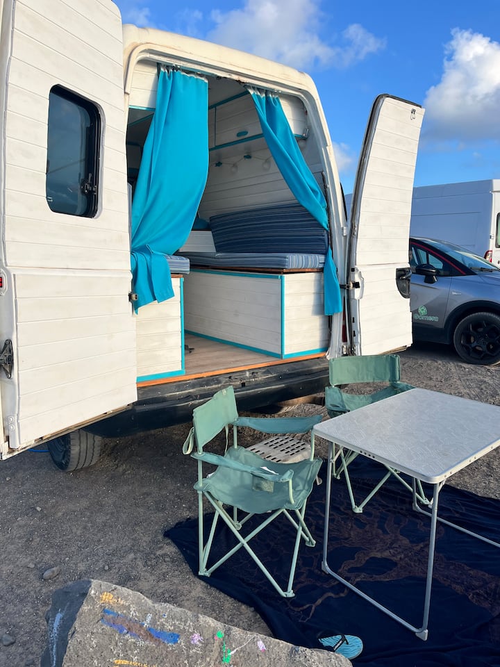 Pura Vida Van - Arrecife