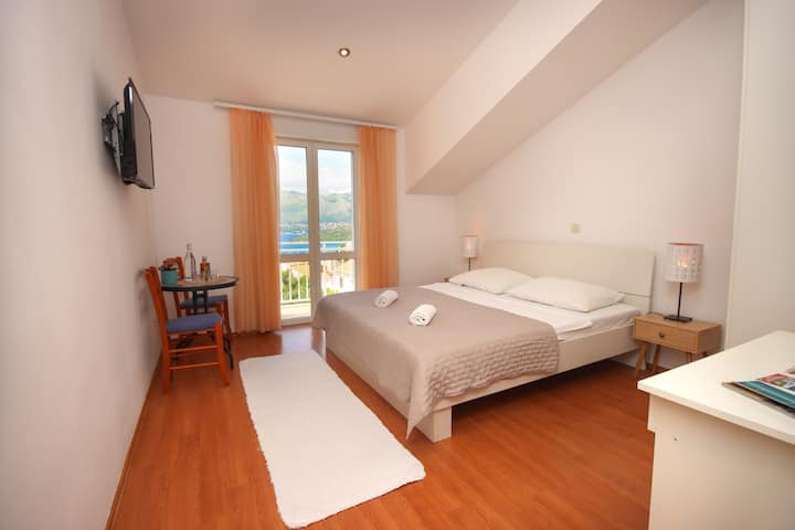 Room 2 In Charmy Town Cavtat With Sea View - Cavtat