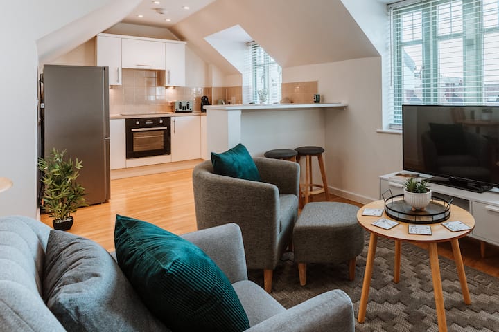Penthouse With Private Parking, Bridgnorth - Bridgnorth