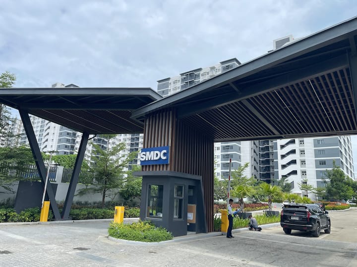 Rj Elite Escape 2br Condo W Balcony Near Sm Iloilo - Iloilo City