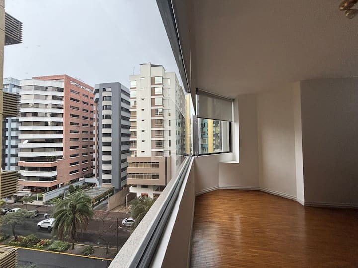 Casa Del Cielo Executive Republica Del Salvador - Quito