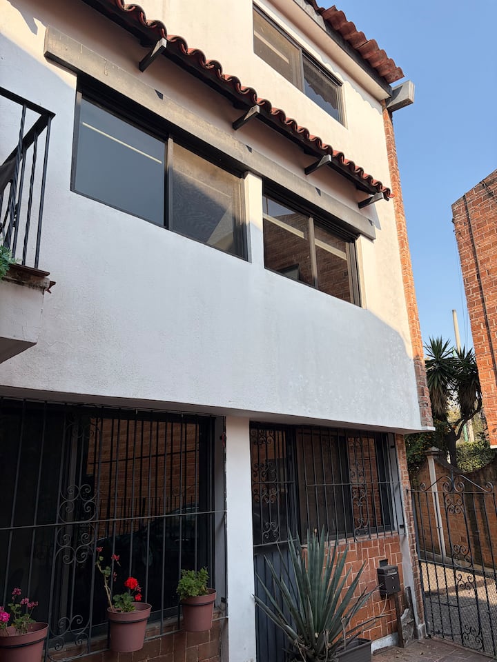 Casa Coyoacán 4br 4r (14 Huéspedes) - Mexico City