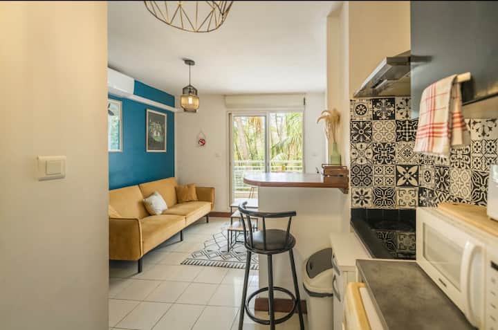 Ti Cosy – Pratique, éQuipé & Accessible | Wiskeys - Saint-Denis