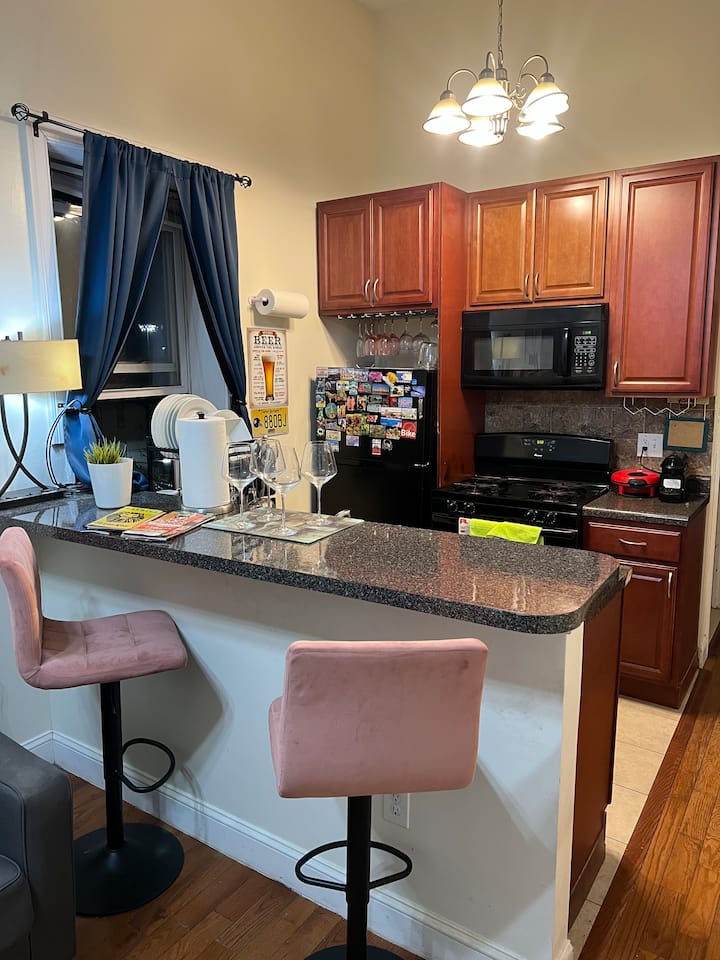 Just 15 Minutes To Manhattan 2 Bedrooms +Rooftop - Union City, NJ