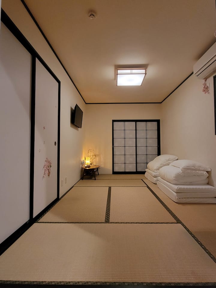 和风民宿【和心】/难波1站/关西机场.神户.奈良直达/地铁.jr.阪神3线电车/京瓷巨蛋徒步可到 - Osaka