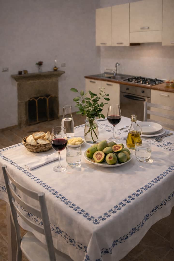 Charming Cilento House With Garden And Portico - San Mauro Cilento