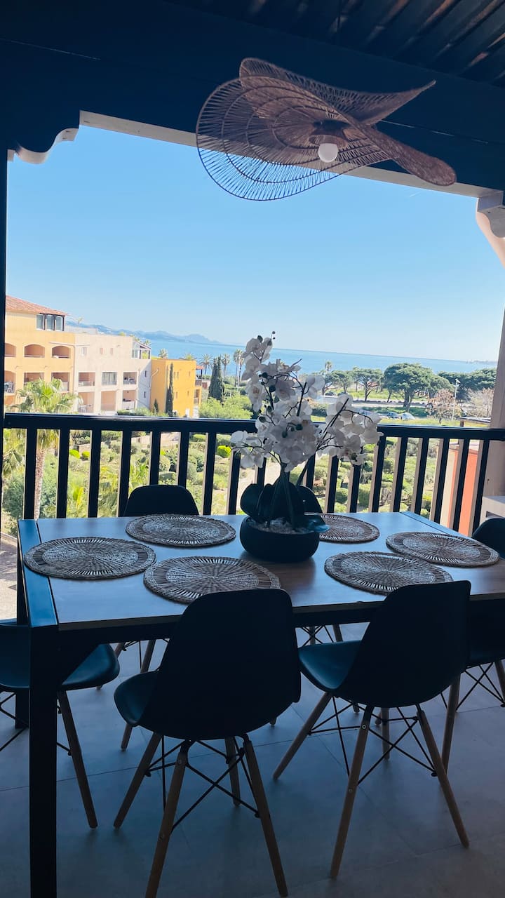 Blue Marine Vue Mer 2 Chambres 5 Personnes - Grimaud