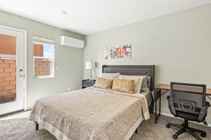 Near Polo, Festivals, Pga West, Airport, Golf Club - Coachella, CA