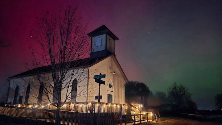 Gypsy Coach Sanctuary - Belmont, WI