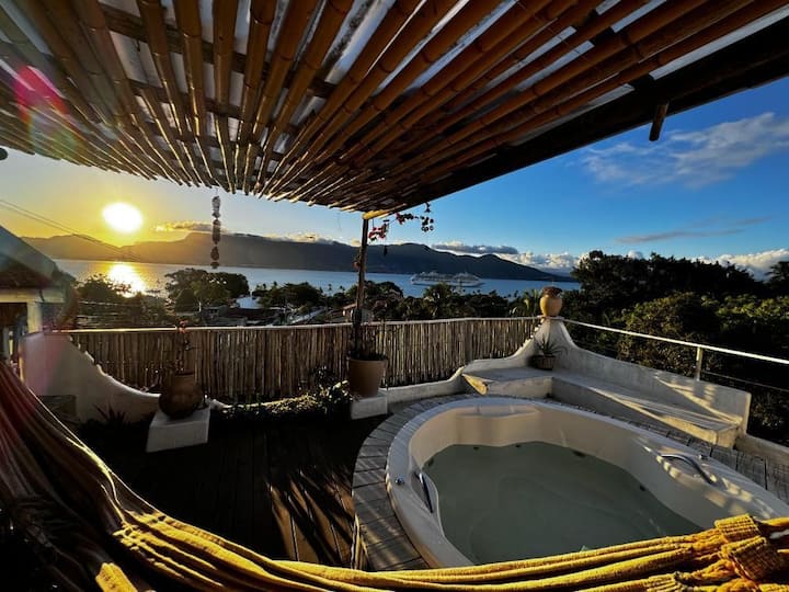 Elegante Casa Branca
Vista Mar - Ilhabela