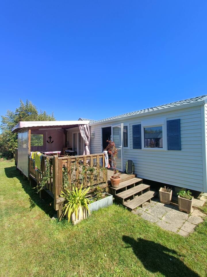 Maison Mobile Sur Terrain De Loisir - Ploemel