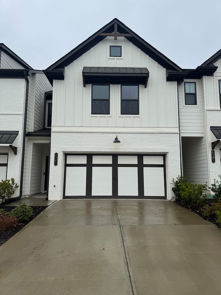 Front Street - Gainesville, GA