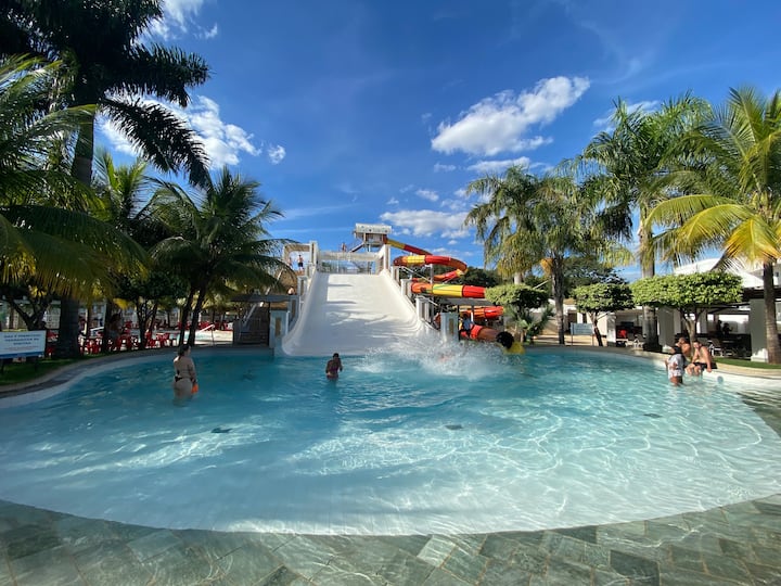 Lacquadiroma Com Piscina Deondas - Caldas Novas