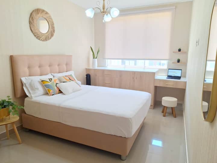 Confortable Departamento Con Vista A La Piscina - Piura
