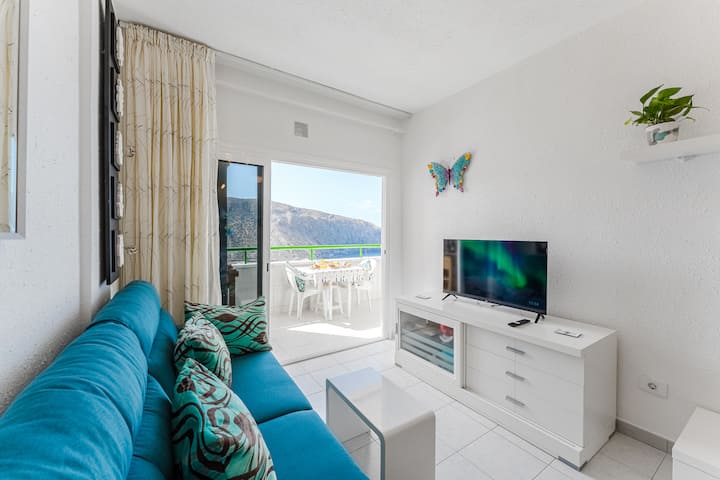 15th Floor, Ocean Sounds & Views - Los Cristianos