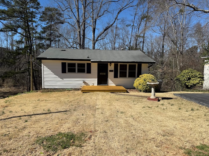 2br Queen Maryland House - Spartanburg, SC