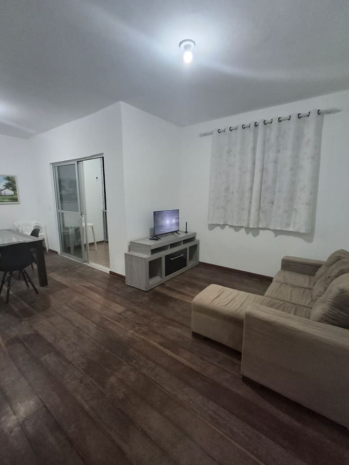 Apto à 300m Da Praia De Iracema. - Fortaleza