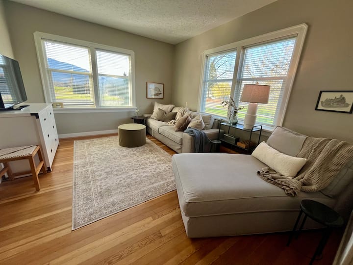 The House - Heritage Style! - Chilliwack