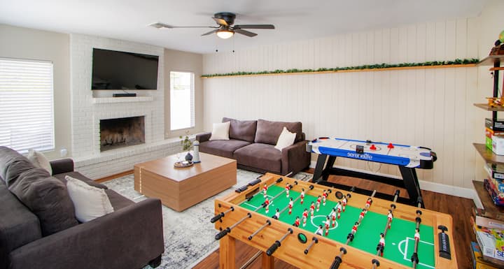 Great Stay Near Dt Phx ~ Games, Fire Pit, + More! - Tempe, AZ