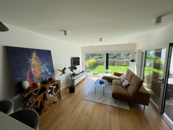Modern Apartment With Private Garden - Frankfurt am Main