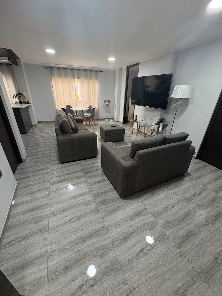 Quédate Con Ronald - Huacho