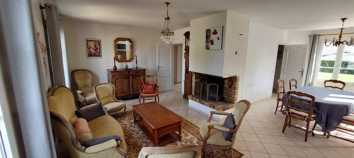 Maison En Bord De Mer. - Grandcamp-Maisy
