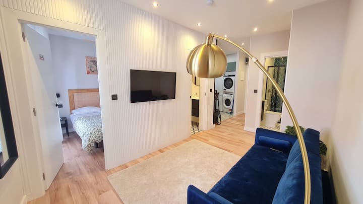 Nuevo. Casita Verde, Cerca Del Casco Viejo. - Bilbao