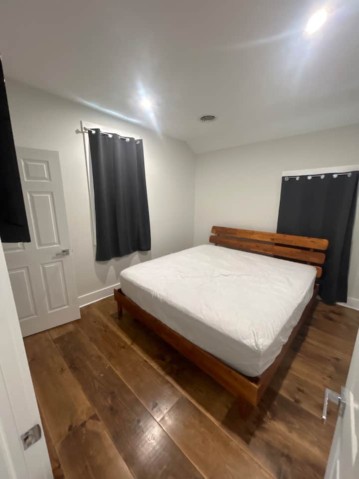Luxury Apartment In The City - Glens Falls, NY
