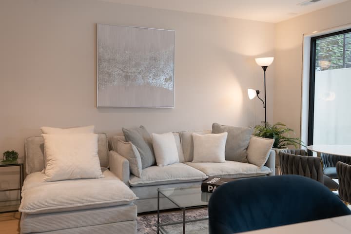 Cozy Basement 5 Min To Dc! - Arlington, VA