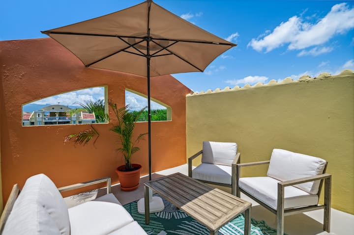 Beautiful Private Rooftop W/jacuzzi, Near Beaches - Porto Rico