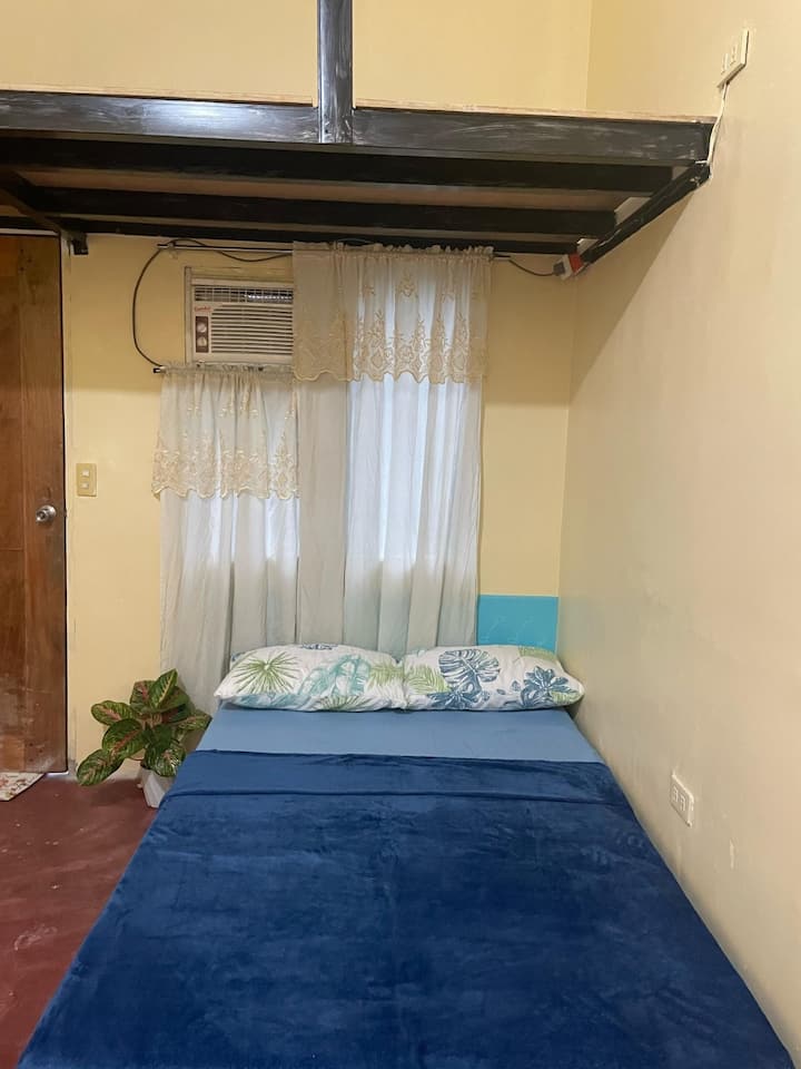 Backpack Room W/ Hot Shower, Not Ac - Baler