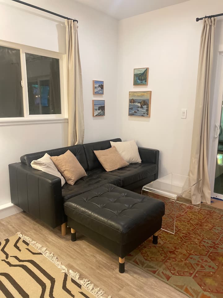 Apple Blossom Wine Country Retreat - Sebastopol, CA